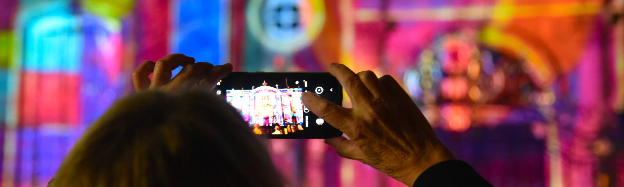 Projection Mapping — painting with light TurnRound MultiMedia