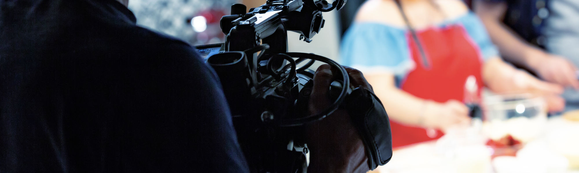 Multi-camera filming for webcasting - TurnRound MultiMedia